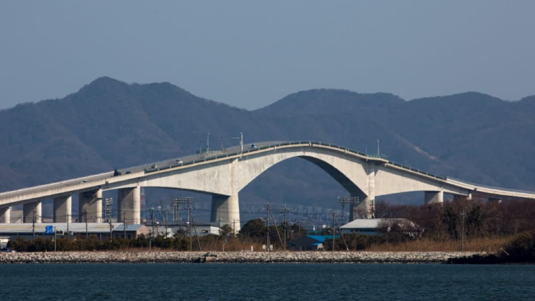 Ascending the Eshima Ohashi Bridge: Thrill in the Sky Along Nakaumi Lake