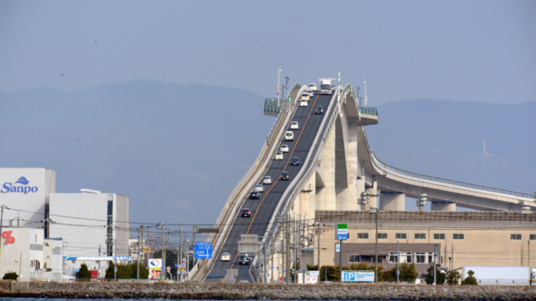Ascending the Eshima Ohashi Bridge: Thrill in the Sky Along Nakaumi Lake
